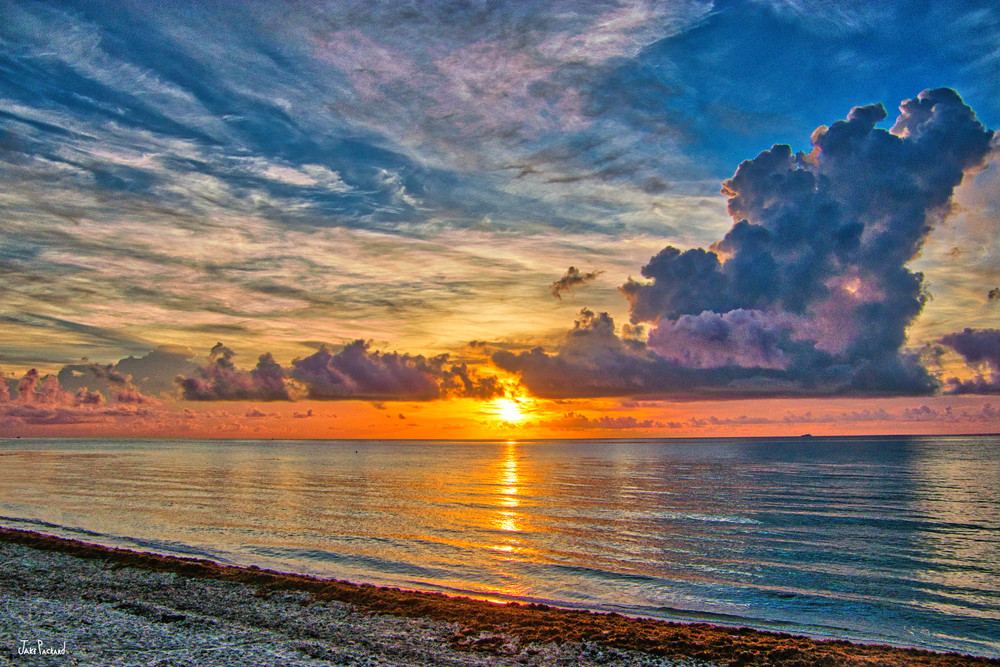 Spectacular Sunrise out of the Ocean