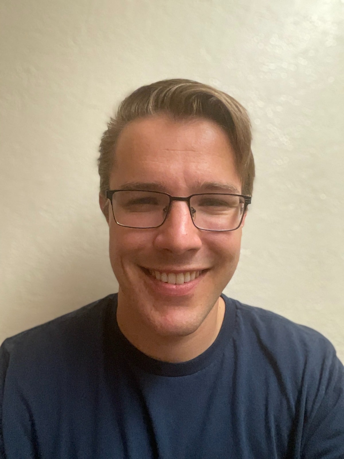 About the Artist | Vann Acrylics