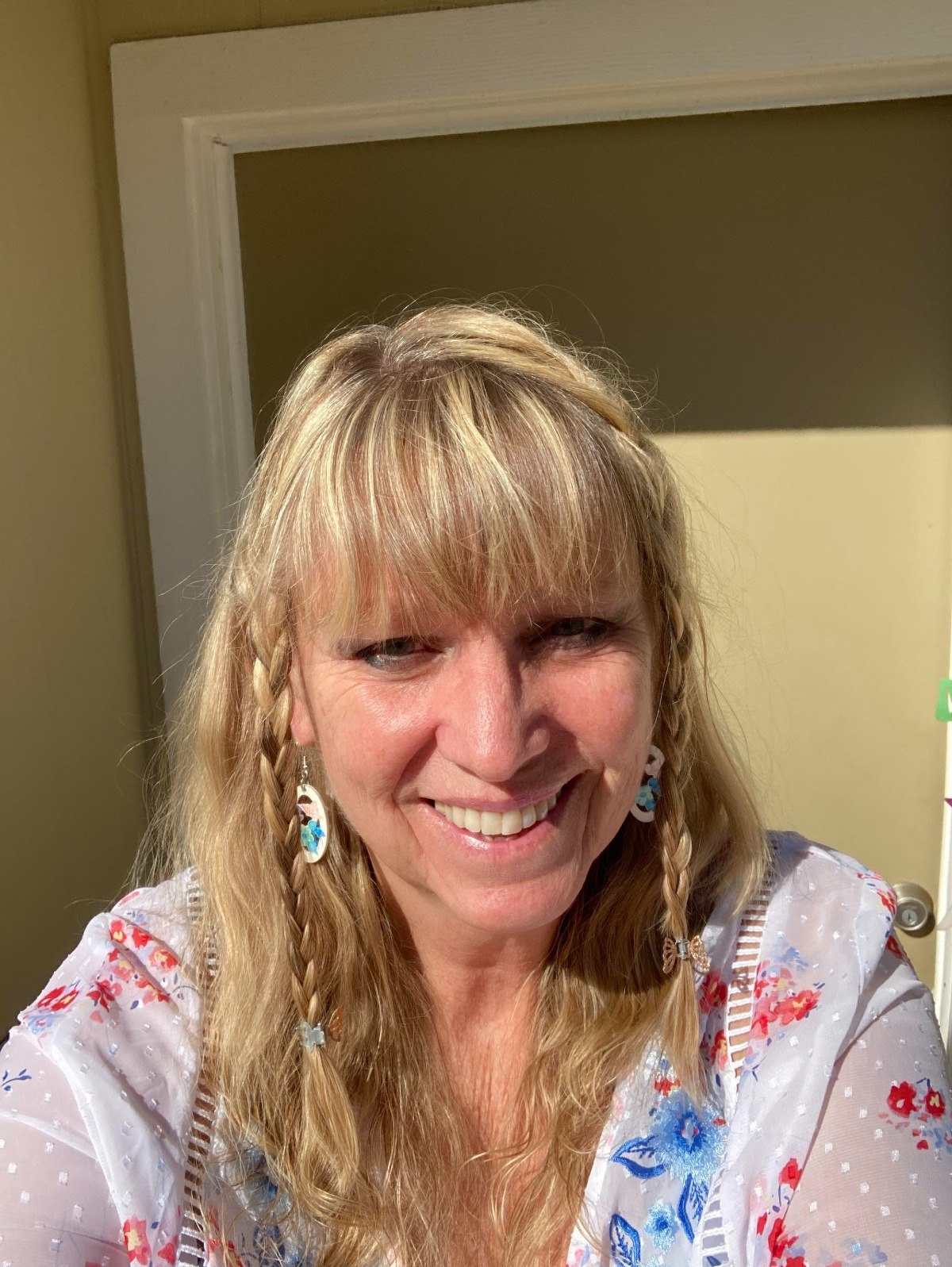 About The Artist | Jayne Kerr-Jones